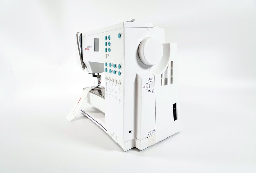 BERNINA ACTIVA 140 - FRISCH REVIDIERT - 2 MONATE GARANTIE (Gebraucht ...