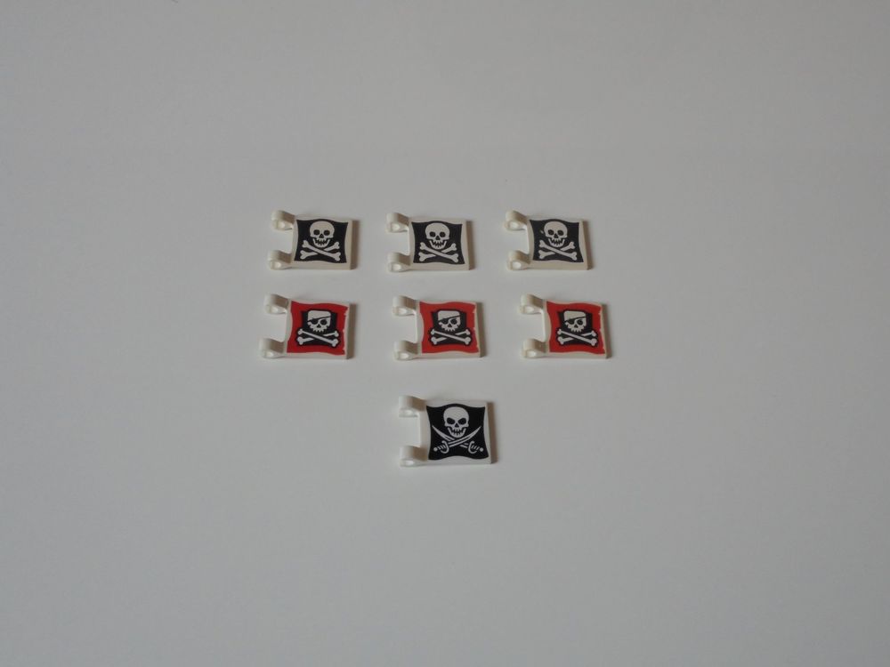 Lego Diverse Piraten Flaggen Gebraucht In Gelterkinden Für Chf