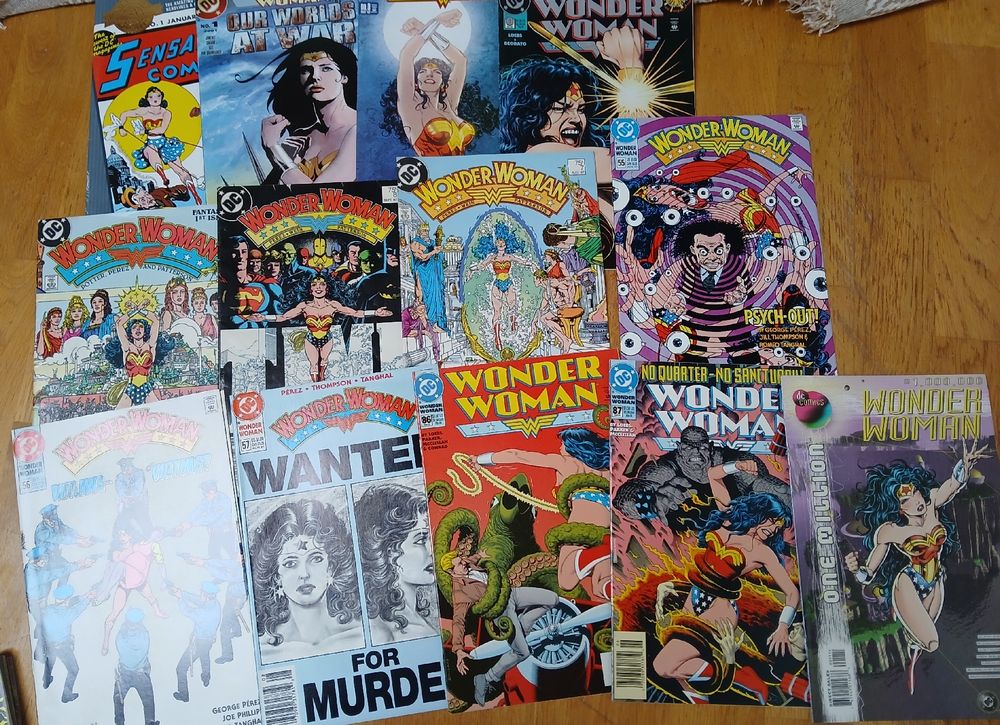 wonder woman comics bundle (Gebraucht) in Cudrefin für CHF 21 – mit ...