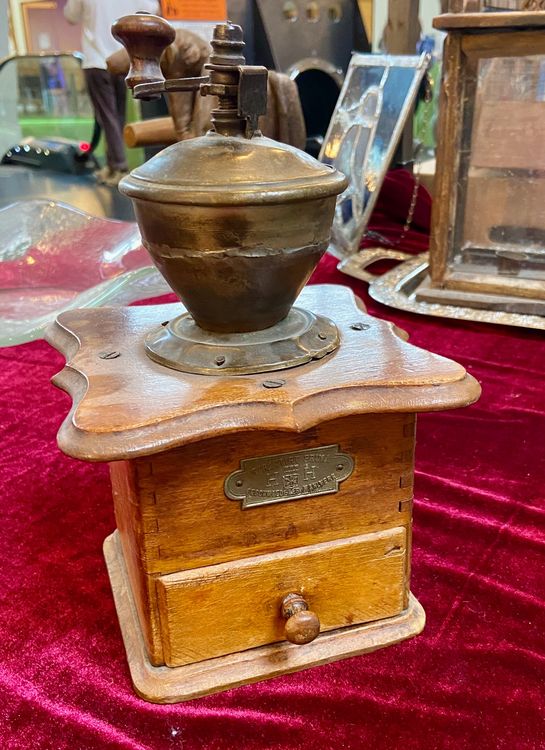 Antike Kaffeemühle | Kaufen auf Ricardo