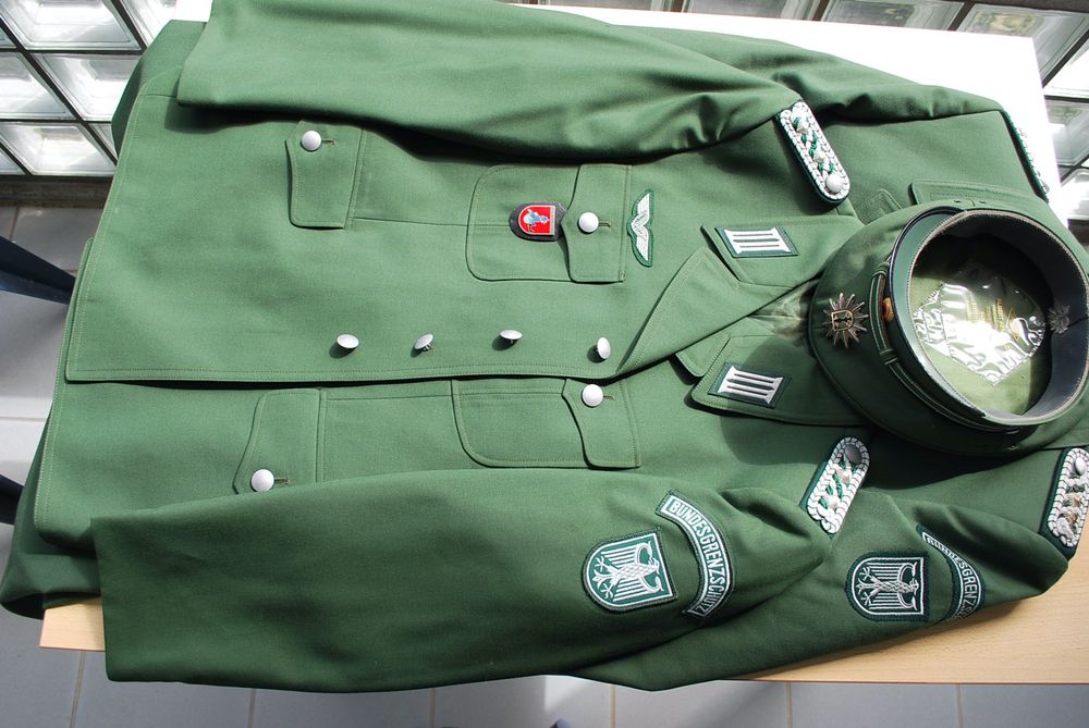 Bundesgrenzschutz Moosgrün 70er Polizeihauptmeister (Gebraucht) in Biel ...