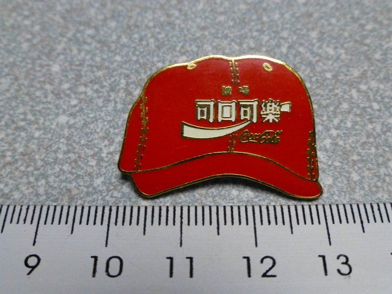 PIN PINS COCA-COLA COKE Weltweit Baseballcaps caps Kappe (Gebraucht) in ...