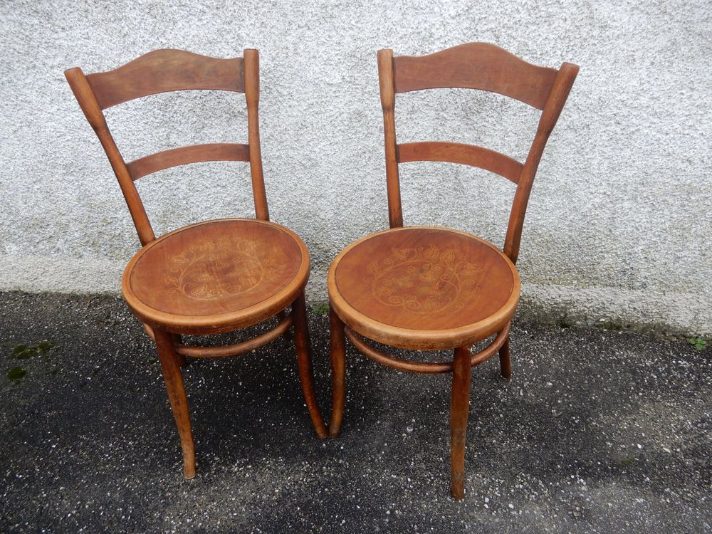 2 STK ANTIKE WIENERSTÜHLE ( KOHN ) (Gebraucht) in Huttwil für CHF 88 ...