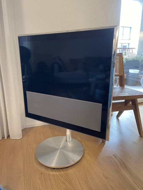 Bang & Olufsen (B&O) Beovision 10-32 mit motorisiertem Stand (Gebraucht ...