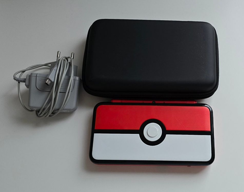 New Nintendo 2DS XL PokeBall Edition mit Zubehör (Gebraucht) in ...