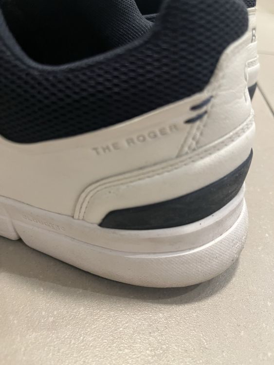 Schuh ON “the Roger” Grösse 42 (Gebraucht) in Basel für CHF 40 – nur ...