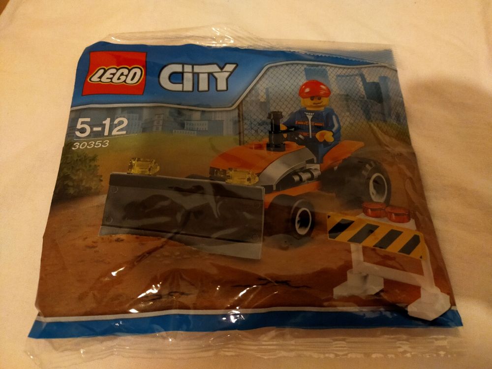 Lego 30353 Tractor polybag (Neu und originalverpackt) in Vallamand für ...