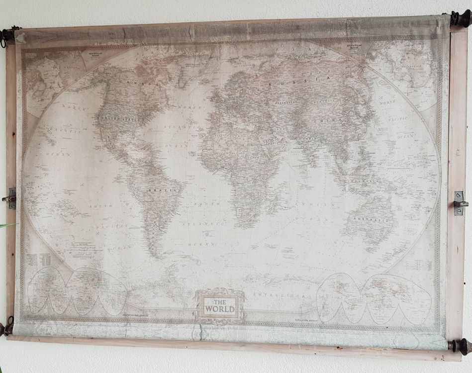 Vintage Weltkarte / Wandkarte, Top Zustand, Deko Idee (Gebraucht) in Schöftland für CHF 39 – mit ...
