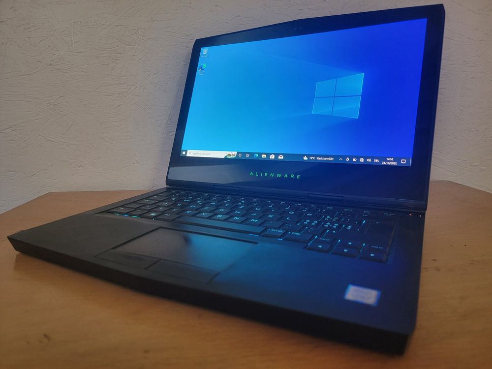 Alienware R3 13 Laptop i7 OLED Touchscreen 32gb ram 1060 (Gebraucht) in ...