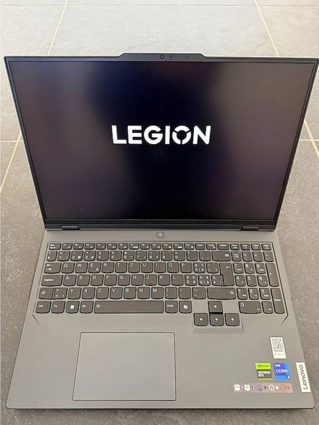 Legion Pro 5i Gen 9 (16" Intel) RTX 4070 32GB Ram (Gebraucht) in ...