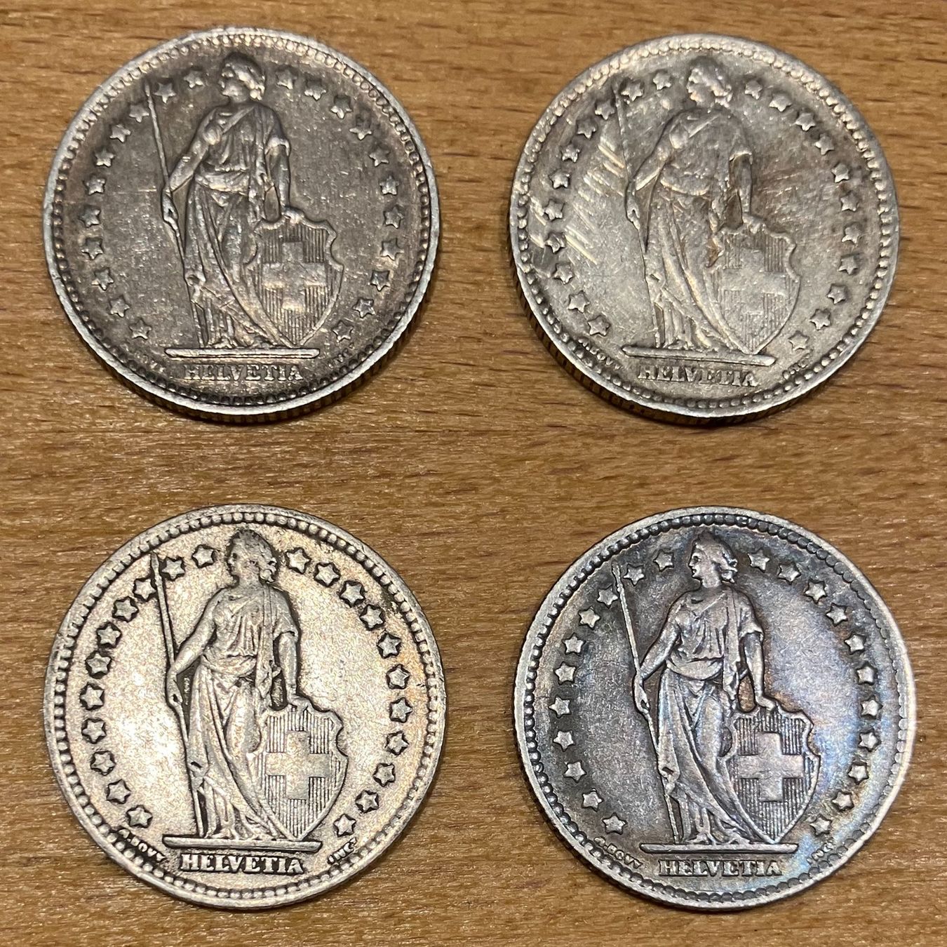 Schweiz vier Mal 1 Franken silber Münzen, stehende Helvetia (Gebraucht ...