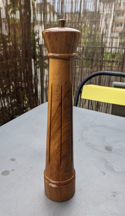 Luxus Große Pfeffermühle Holz Fotos