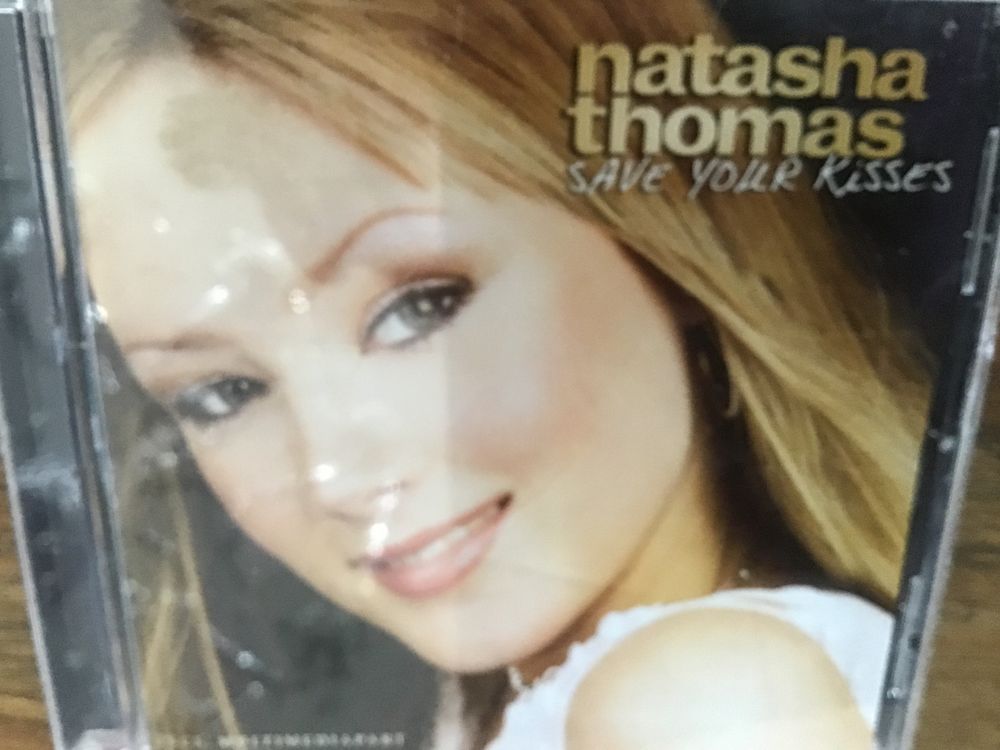 Natasha Thomas - Save Your Kisses | Kaufen auf Ricardo