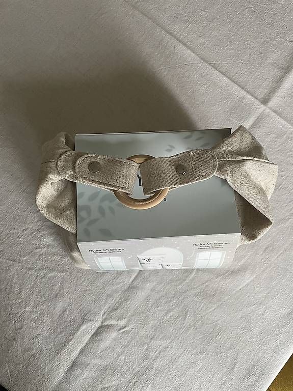 Coffret soins visage YON-KA Hydra N°1 NEUF (D'occasion) à Lausanne pour ...