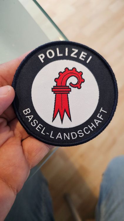 Patch Police Basel Landschaft Polizei (Gebraucht) in Delémont für CHF 18 – mit Lieferung auf ...