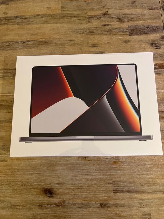 MacBook M1 Pro (Max) 16" 2021, 64GB RAM, 1TB SSD, CH Layout (Neu und ...