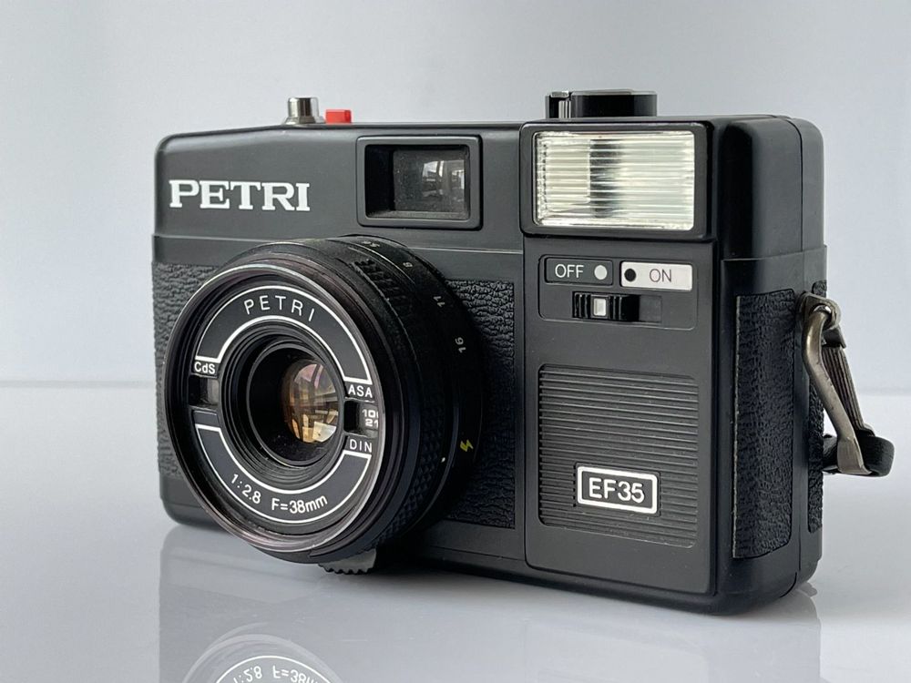Petri Camera EF 35 (Gebraucht) in Jonen für CHF 29 – mit Lieferung auf ...