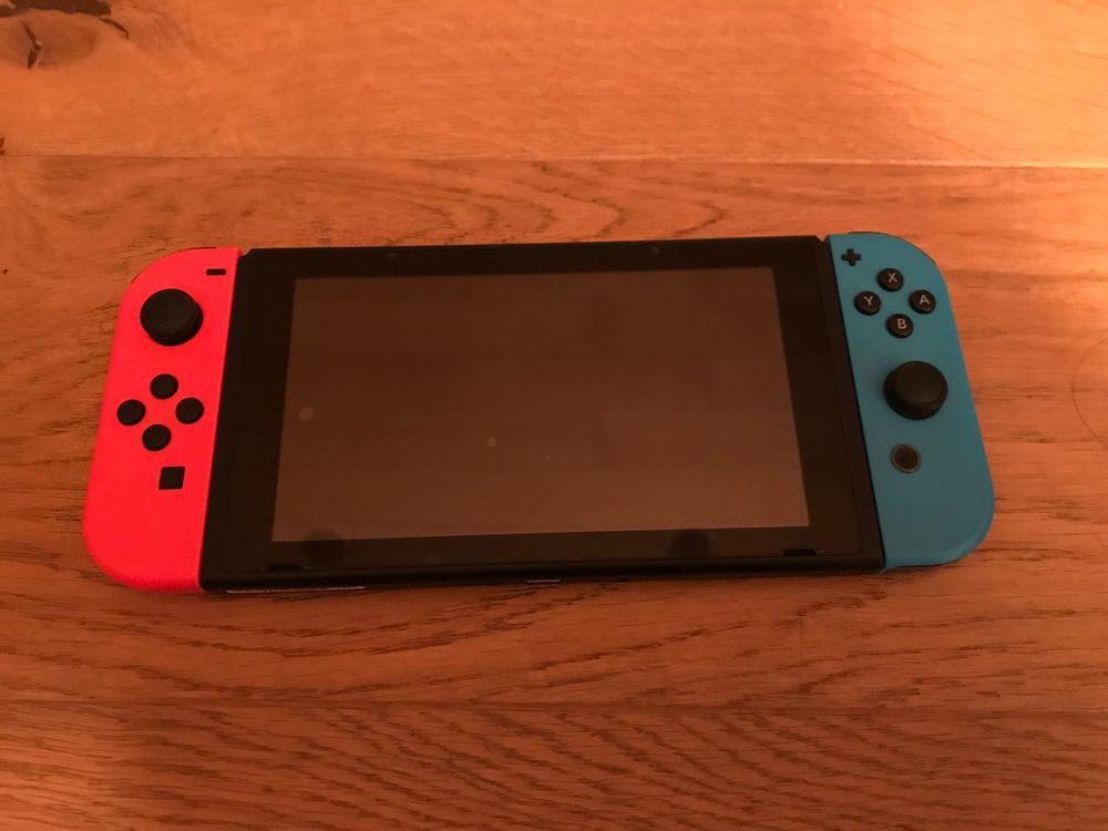 Nintendo SWITCH, top Zustand, ab CHF 1.- (Gebraucht) in Weinfelden für ...
