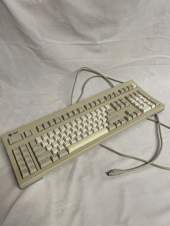 Sun Microsystems Tastatur (Model Type 5c) (Defekt) in Thun für CHF 24 ...