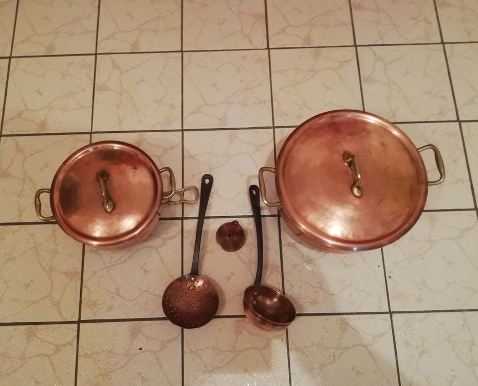 Lot 2 casseroles et ustensiles en cuivre et réchauds laiton (Gebraucht ...