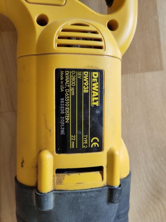 Dewalt DW938 Säbelsäge Type 2, inkl. Ersatztblatt, ohne Akku (Gebraucht) in Ins für CHF 54 – mit ...
