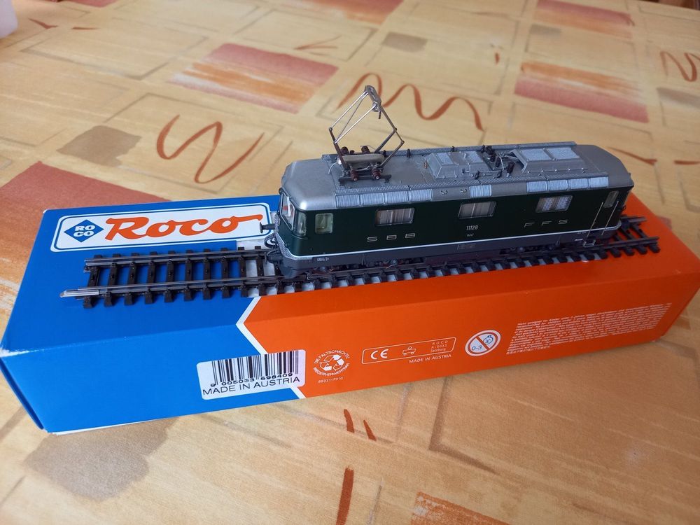 Roco Re 4/4 II 11128 / AC Digital (Gebraucht) in Chavannes-près-Renens ...