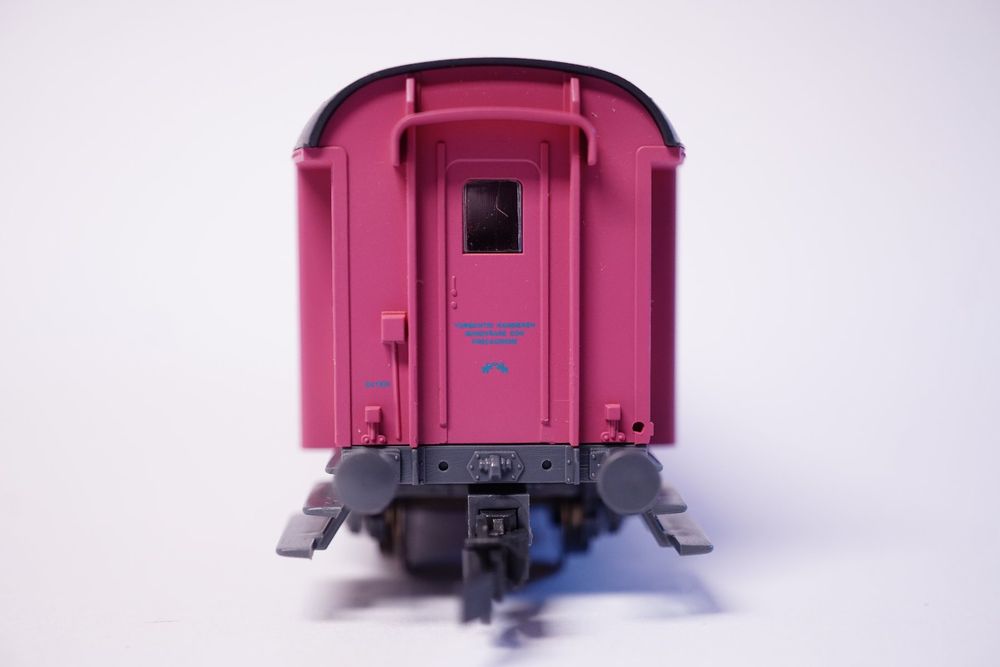 2ß Roco 44882 SBB Werkzeugwagen Ultraschal pink (Gebraucht) in für CHF ...