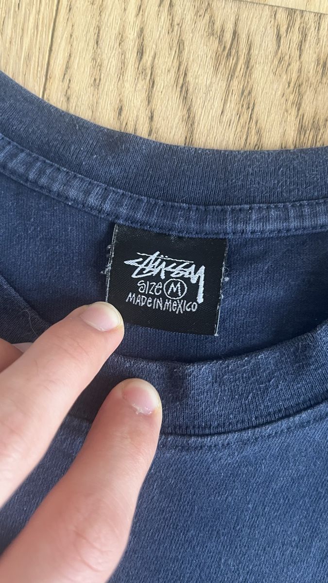 Tee shirt stussy bleu M (D'occasion) à Crissier pour CHF 20 – avec ...