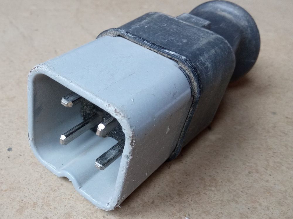Stecker J 15, 4 Polig | Kaufen auf Ricardo