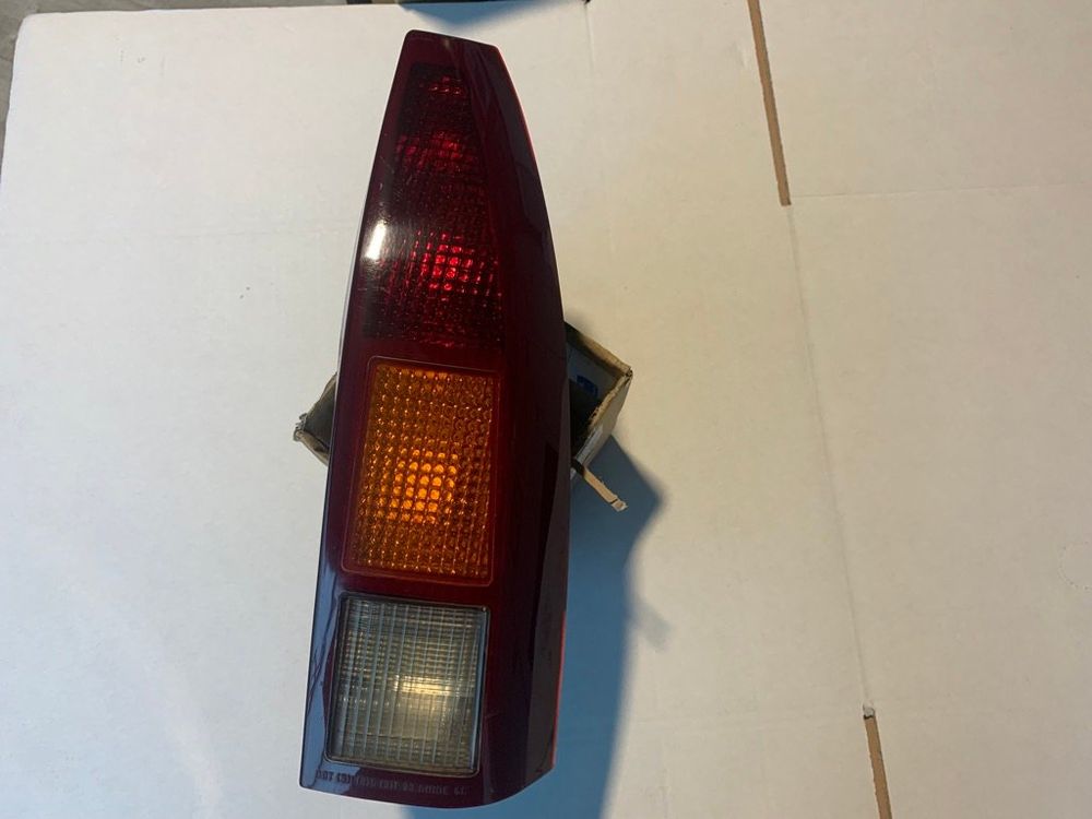 Rückleuchte R Cadillac Eldorado 1992, 1993, 1994 (Gebraucht) in Stetten AG für CHF 170 – nur ...