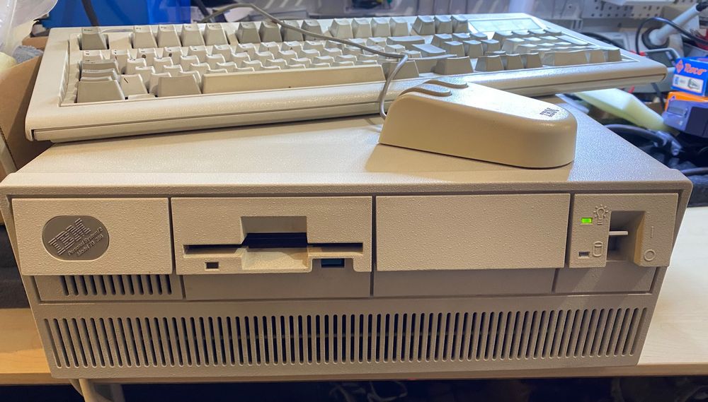 IBM PS2 Model 70 386 - läuft!! Mit Monitor (Gebraucht) in Esslingen für ...