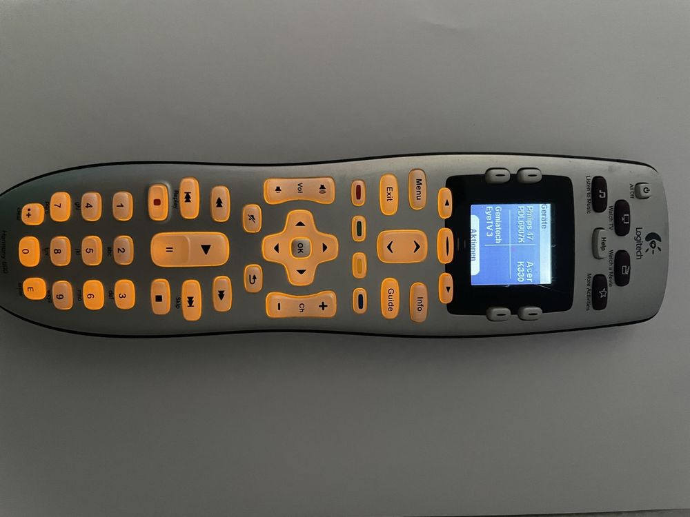 Logitech Harmony 600 Universal Fernbedienung, Top Zustand! (Gebraucht) in Basel für CHF 10 – mit ...