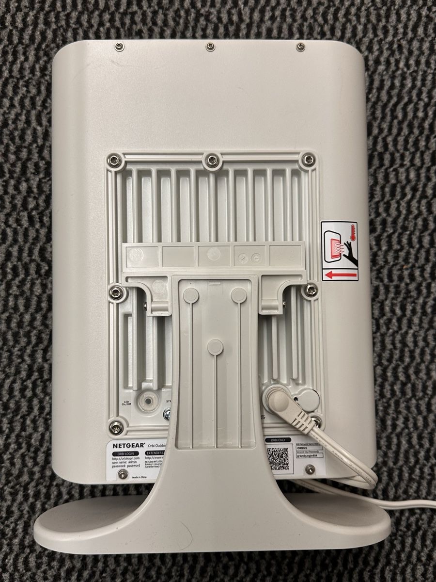 Netgear Orbi WLAN Outdoor Repeater RBS50Y - Top Zustand! (Neu (gemäss ...