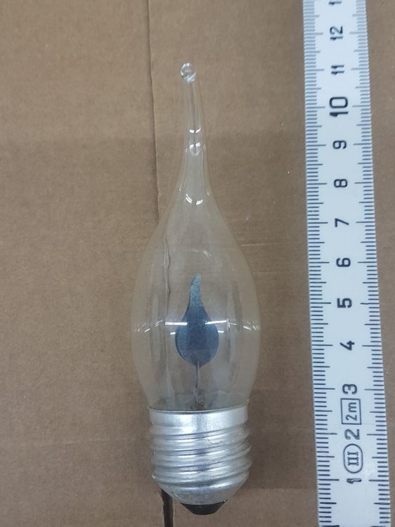 Glühbirne E27 FLACKER Feuer Flamme Kerze | Kaufen auf Ricardo