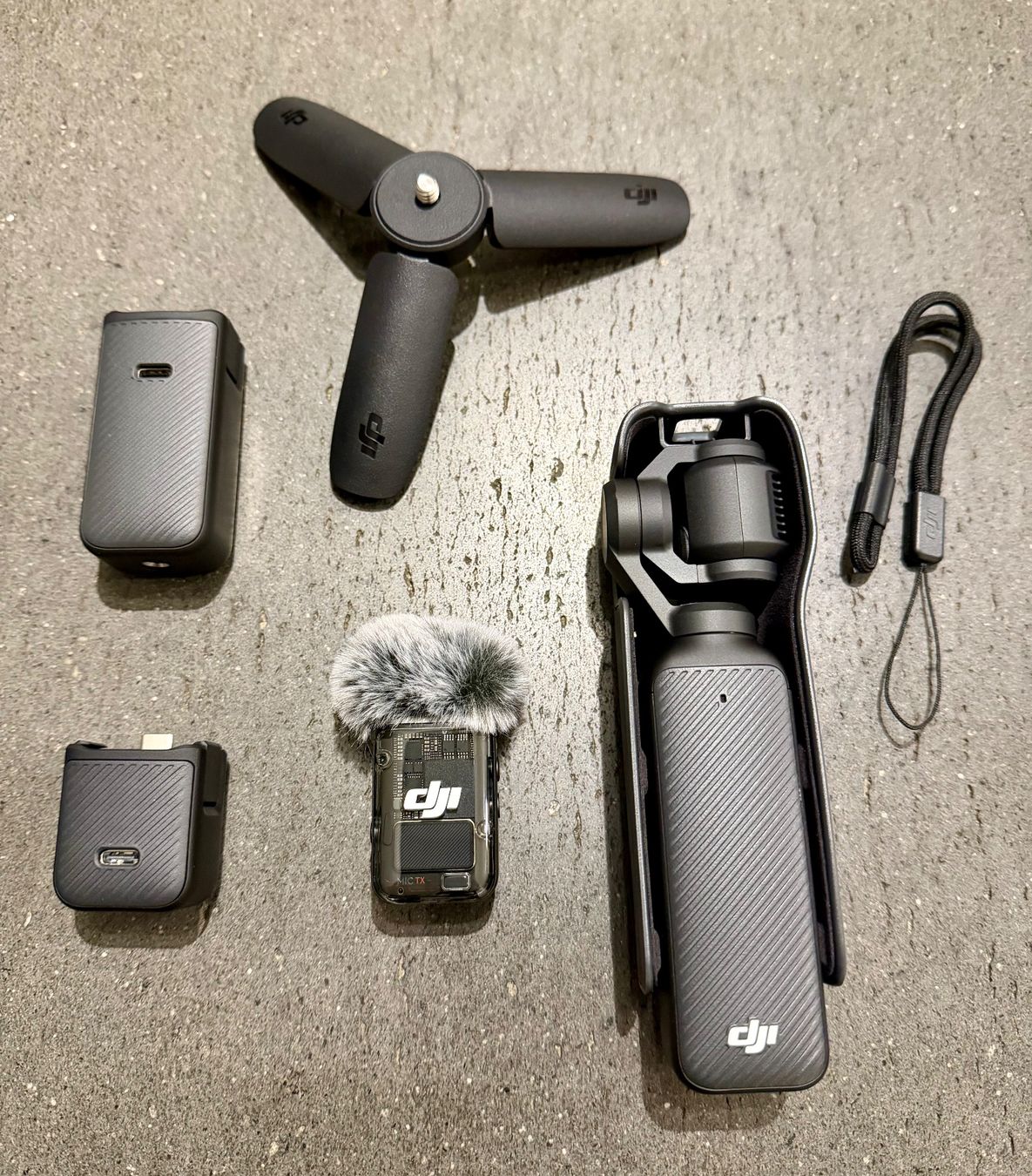 DJI OSMO POCKET 3 CREATOR COMBO WIE NEU! (Neu (gemäss Beschreibung)) in ...