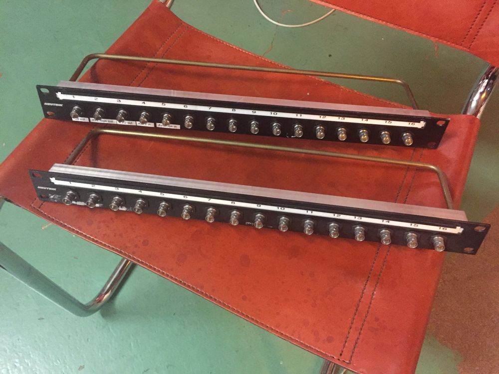Neutrik BNC-Panel, für 19 Zoll Rack, 2Stk. (Gebraucht) in Spiez für CHF ...