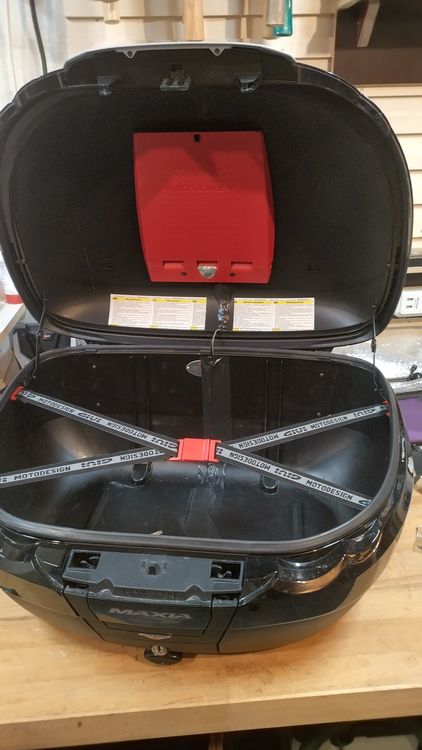 Givi E55 Maxia 3 Monokey Topcase 55L (Gebraucht) in Winterthur für CHF 56 – nur Abholung auf ...