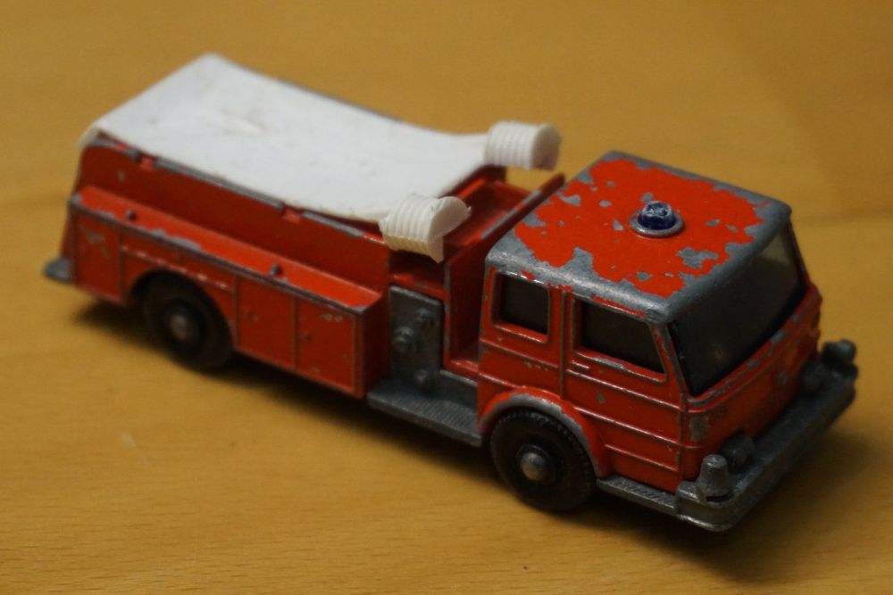 Alter Matchbox Feuerwehr-LKW COOL!!!!!!!!!!!!! | Acheter sur Ricardo