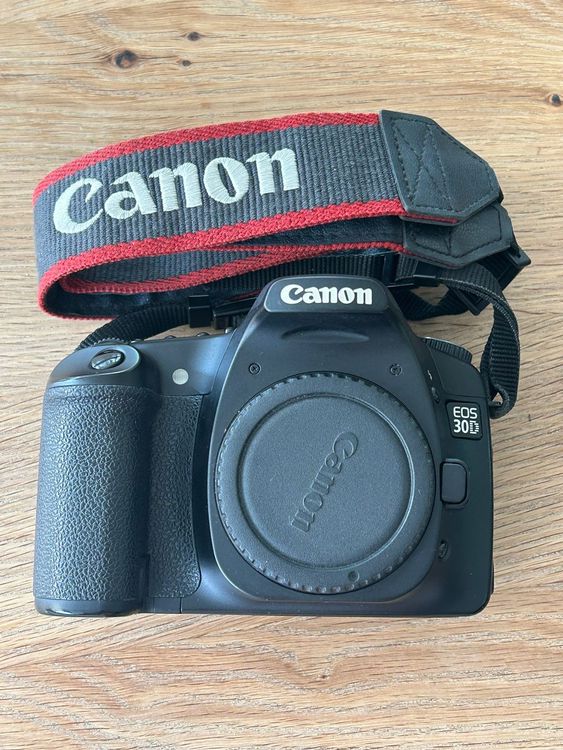 Canon EOS 30D Body (Defekt) in Einsiedeln für CHF 15 – mit Lieferung ...