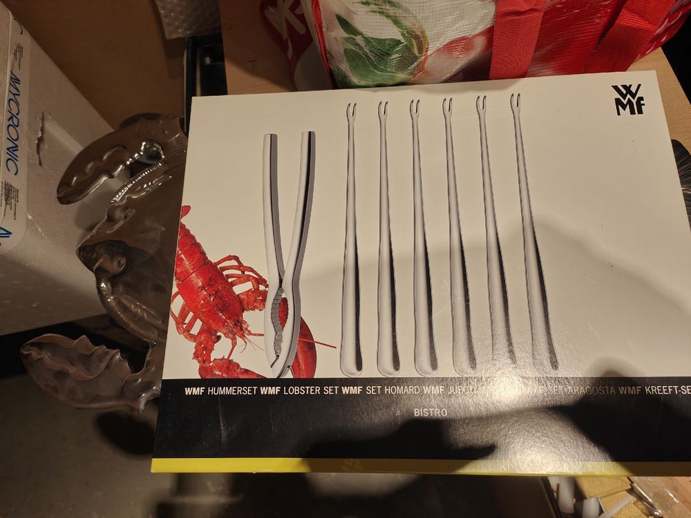 Hummer Set mit Silbrige Platte (Neu und originalverpackt) in Romanshorn ...