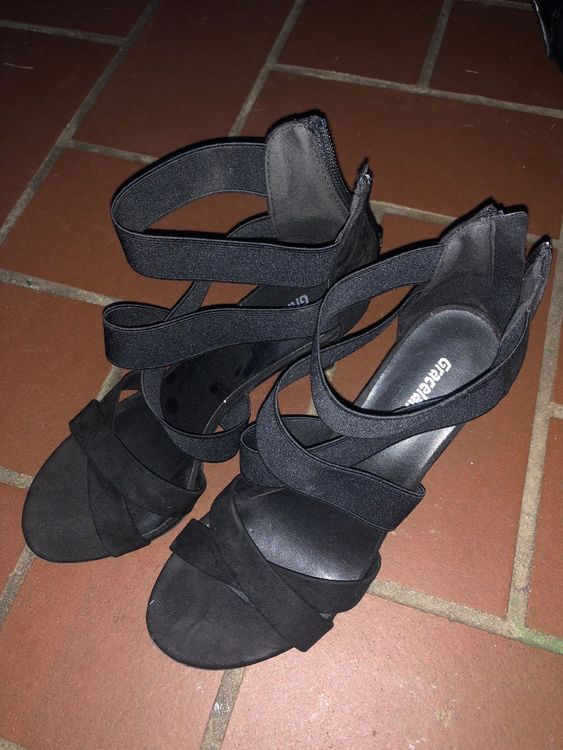 schwarze Sommer Pumps Gr. 37, wenig getragen (Gebraucht) in Lausen für CHF 7 – mit Lieferung auf ...