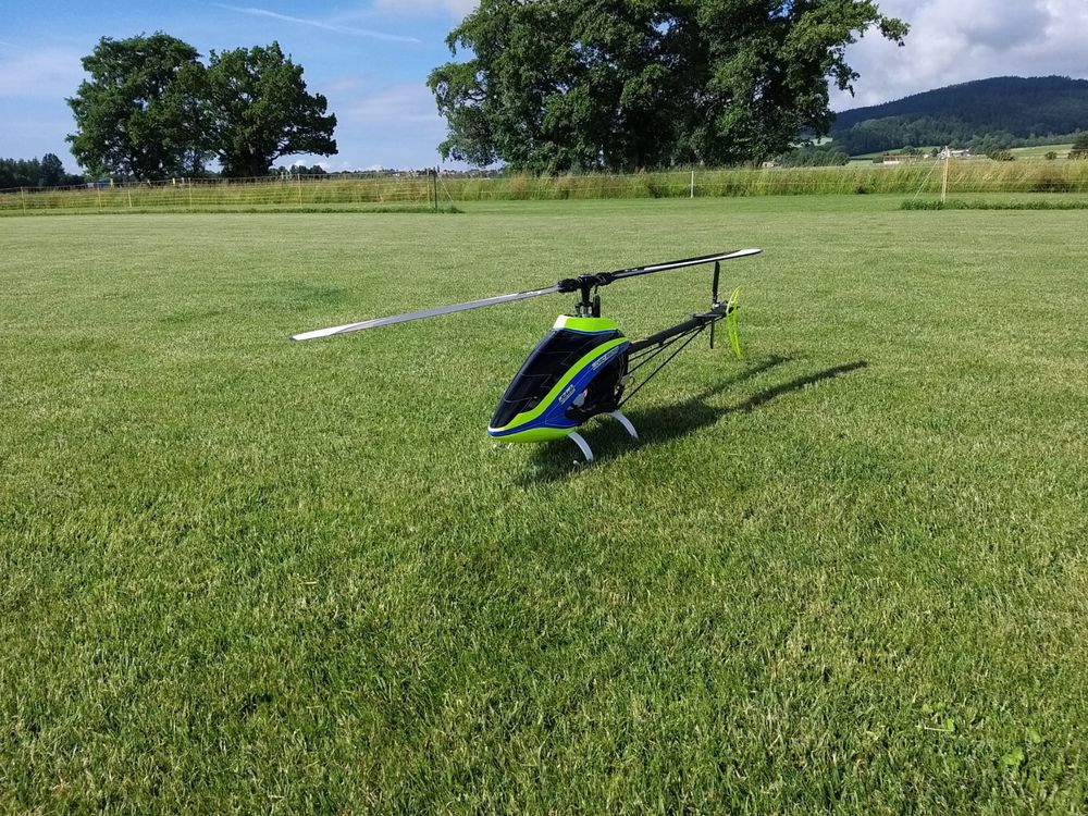 Logo550 SE V2 prêts au vol JETI | Kaufen auf Ricardo