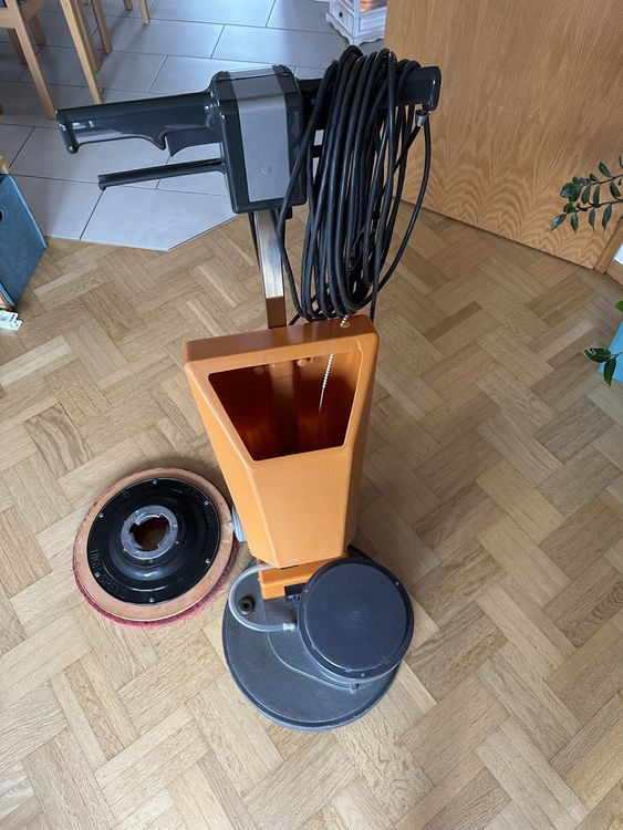 Taski mono 42 dual speed Einscheibenmaschine (Gebraucht) in Berneck für CHF 206 – nur Abholung ...