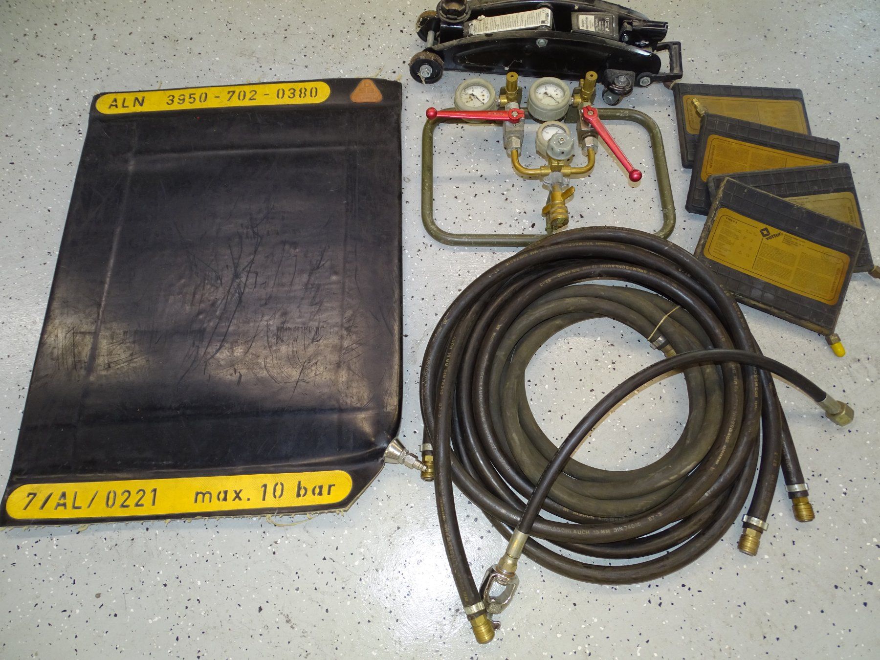 Luftheber Wagenheber Vetter V3 Druckluft 40 Ton. Hebekissen (Gebraucht ...