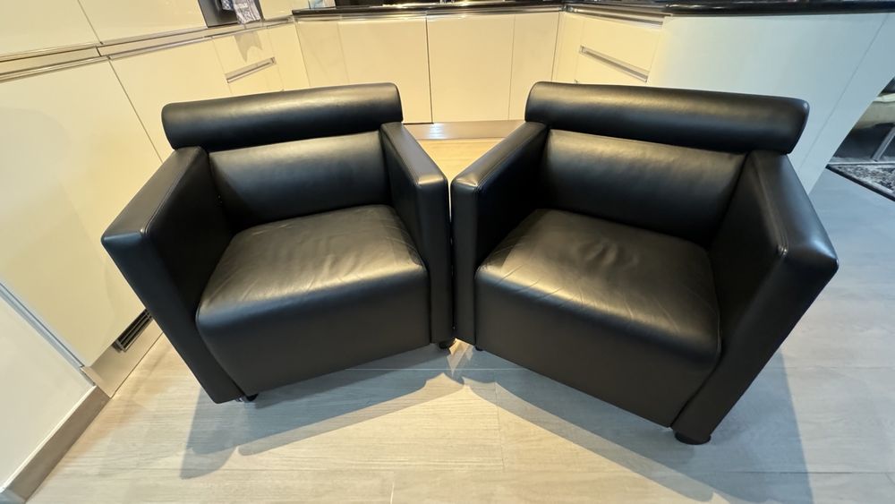 Poltrona Frau Sesseln set Schwartz (Gebraucht) in Buttikon für CHF 600 ...