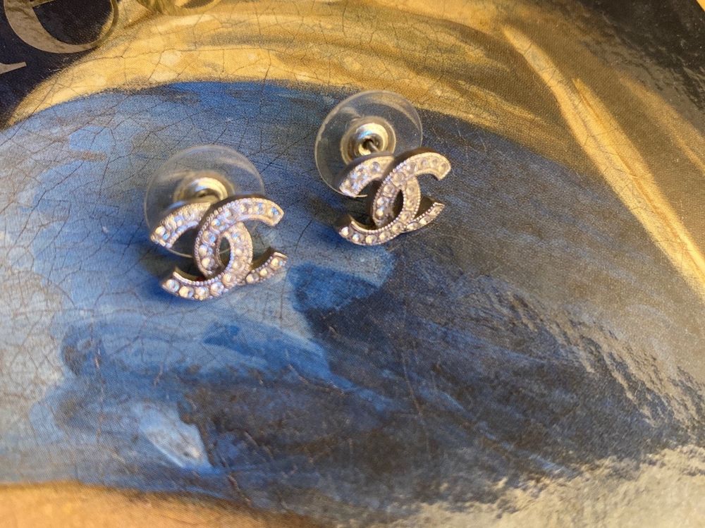 Chanel Ohrringe CC 100 % Original Ohrstecker mit Karton | Kaufen auf ...