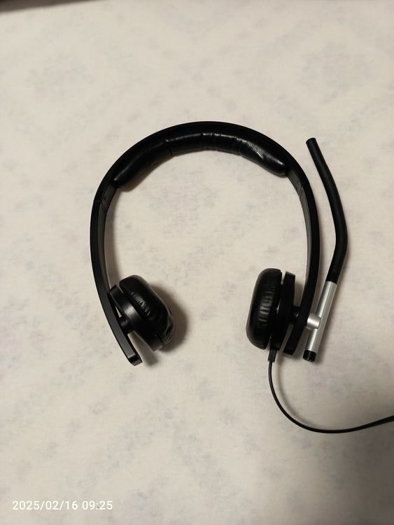 Logitech mit Mikrofon USB-A Headset (Gebraucht) in Zürich für CHF 5 ...