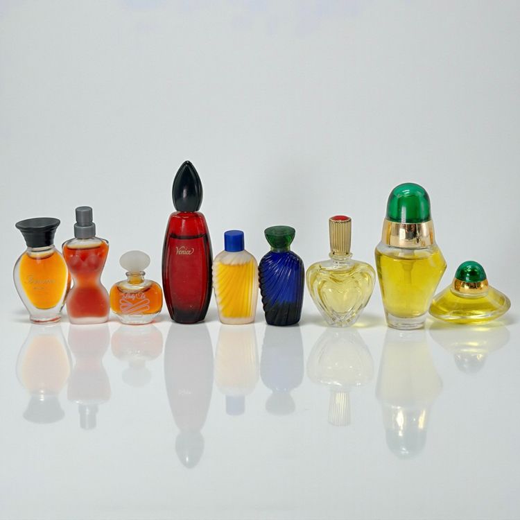 Lot de 9 miniatures de parfum de lux vintage (D'occasion) à Morges pour CHF 80 – avec livraison ...