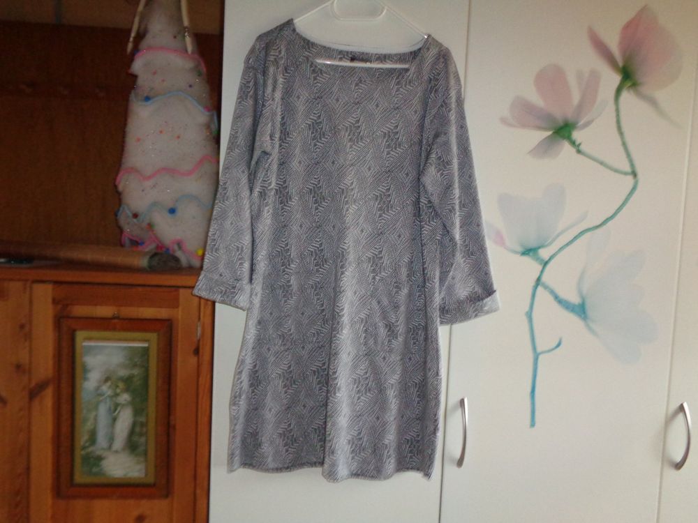 Chicoree Kleid *** / mit Taschen / Basic ab 1.00 (Neu (gemäss ...