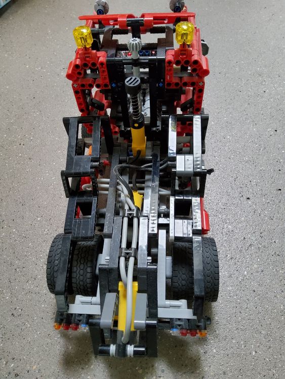 Lego Technic Truck Pneumatik 8436 mit Anleitung, 3 Varianten | Kaufen ...